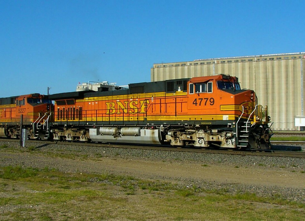 BNSF 4779